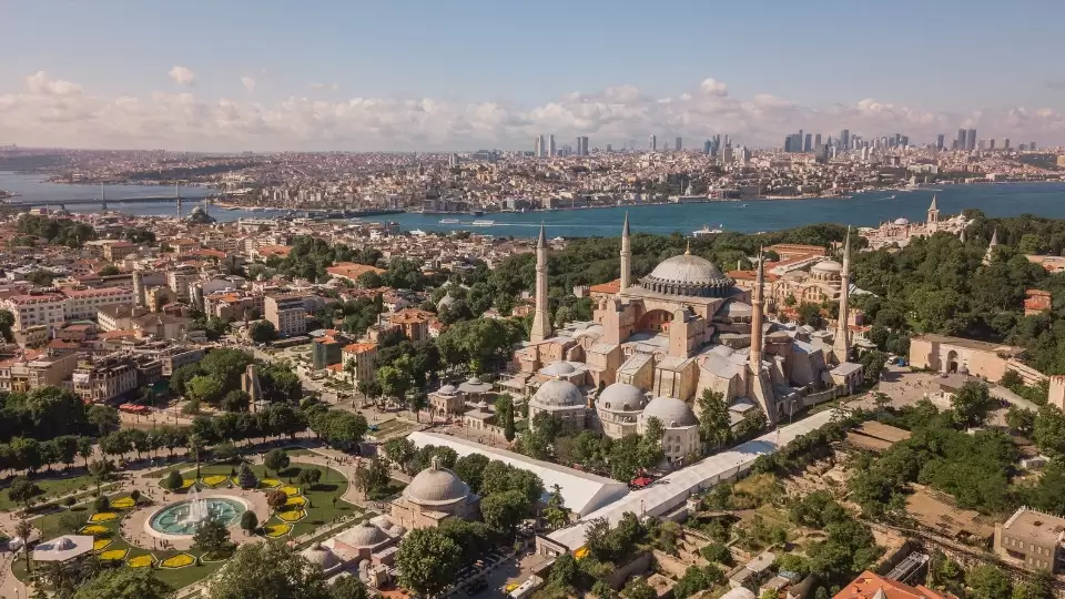 Guided Tour: Best of Istanbul Full Day Tour - DubaiThingsToDo