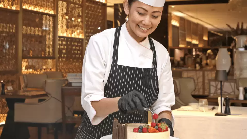 Private Baking Class with The H Dubai - DubaiThingsToDo