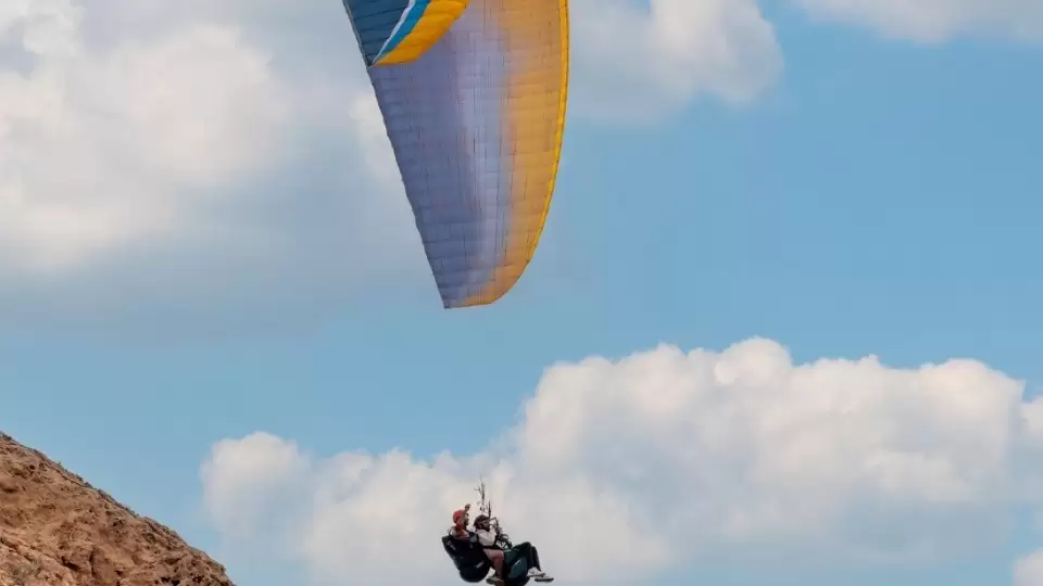Tandem Paragliding - DubaiThingsToDo